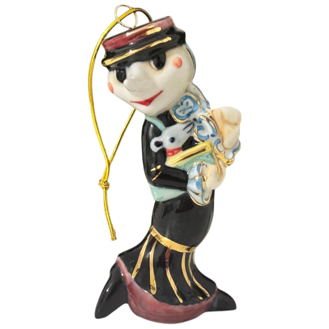 Елочная игрушка серии Чебурашка "Шапокляк" с золотом. Лефортовский фарфоровый завод. Елочная игрушка из фарфора на елку