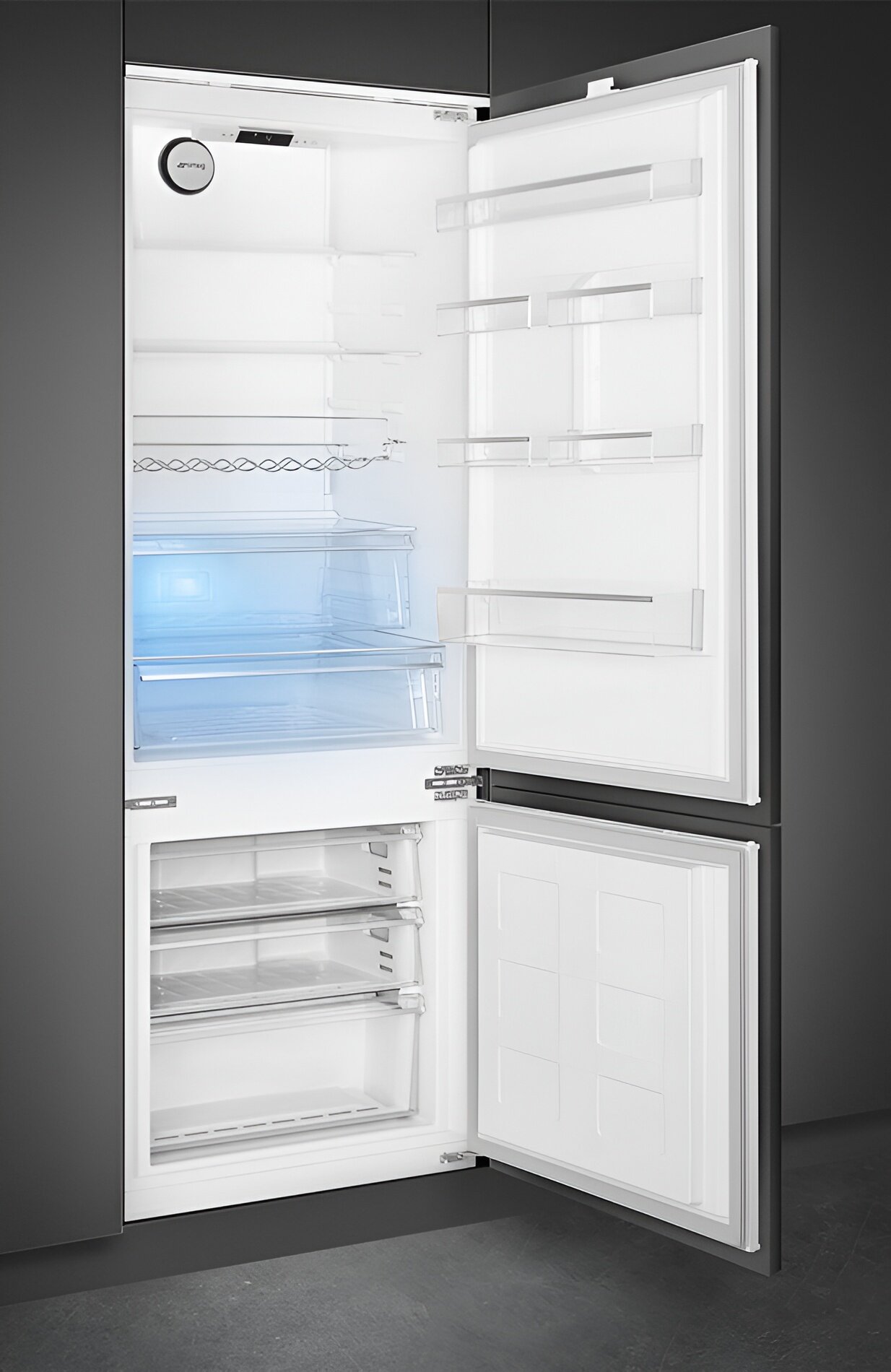 Встраиваемый холодильник Smeg C875TNE, двухкамерный, общий объем 370 л