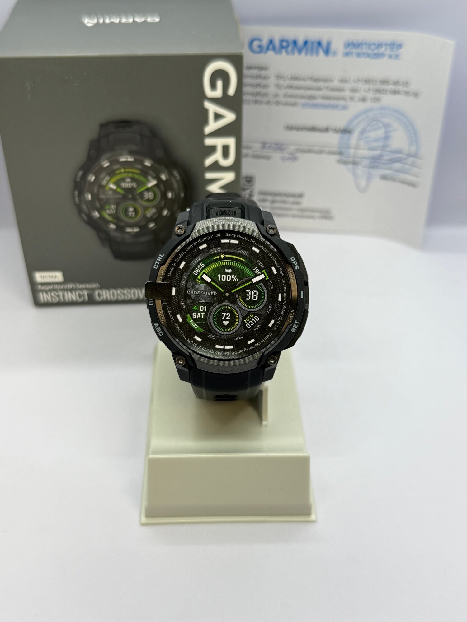 Смарт-часы Garmin Instinct Crossover AMOLED Tactical Edition Black, 010-03398-02, европейская версия, черные тактикал