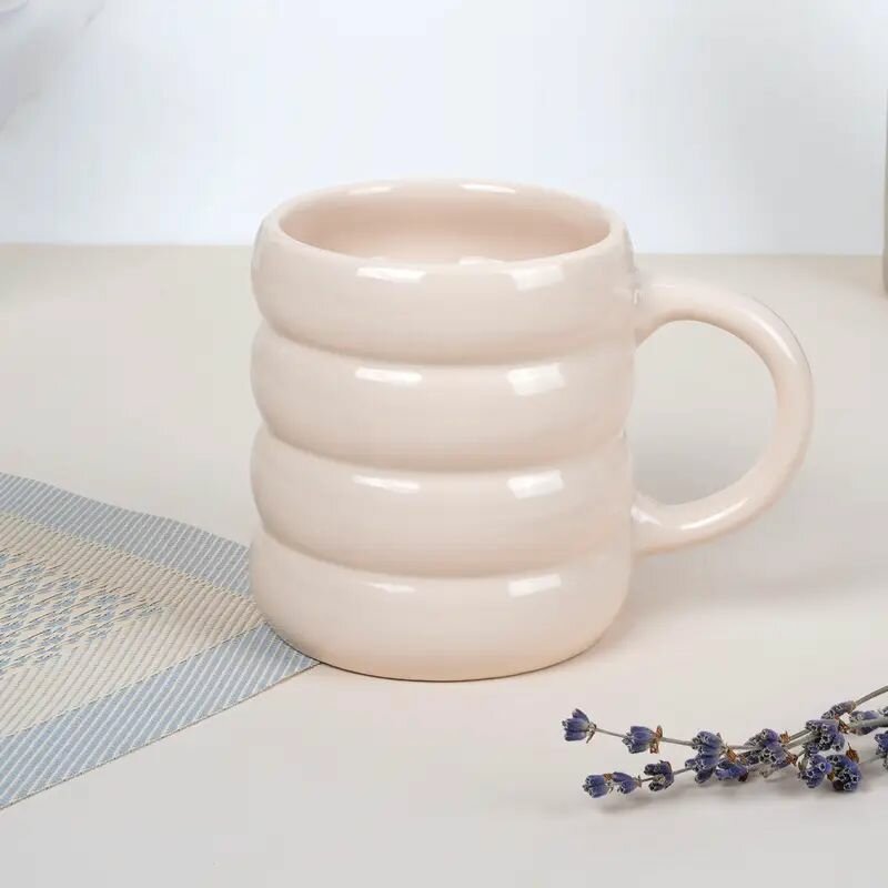 Кружка 410 мл. из керамки с оригинальным дизайном для ежедневного использования