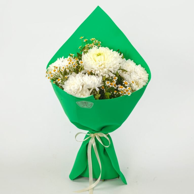 Букет от СоюзЦветТорг Белый бархат (мини), хризантема, ромашка