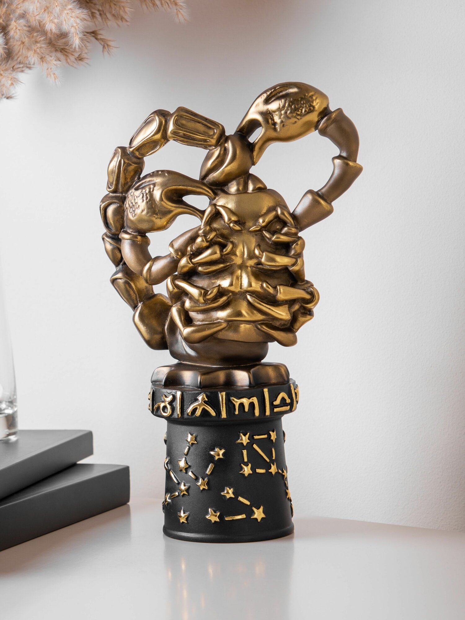 Декоративная статуэтка Bogacho Знак зодиака Скорпион для украшения интерьера спальни, гостиной