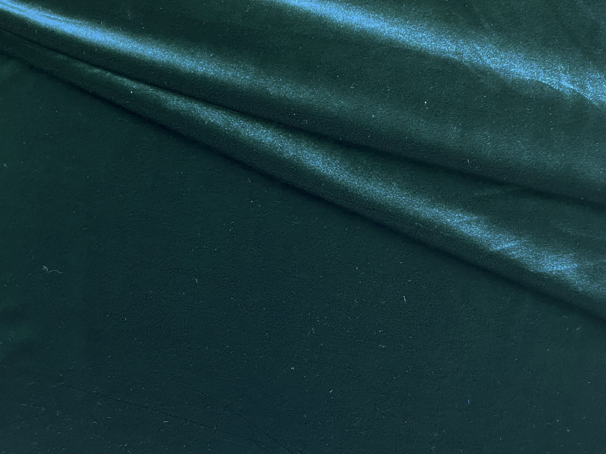 Ткань Бархат тёмно-зелёного цвета однотонная 03881