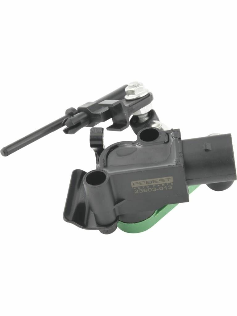 Датчик положения кузова передний правый (с кронштейном, с тягой) для автомобилей VOLKSWAGEN, PORSCHE 23603-013 FEBEST