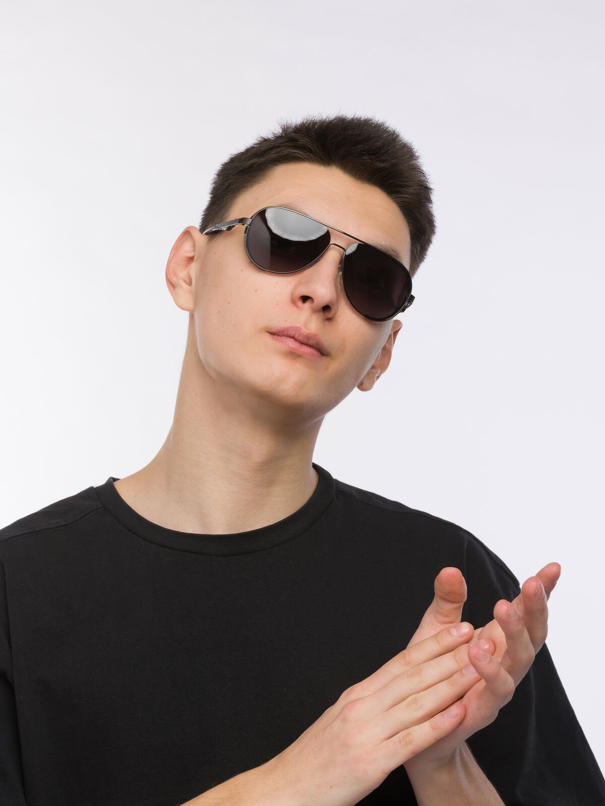 Солнцезащитные очки