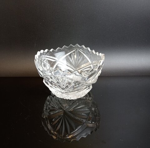 Вазочка конфетница хрустальная алмазная грань, геометрический орнамент, винтаж СССР 1970-1990 гг