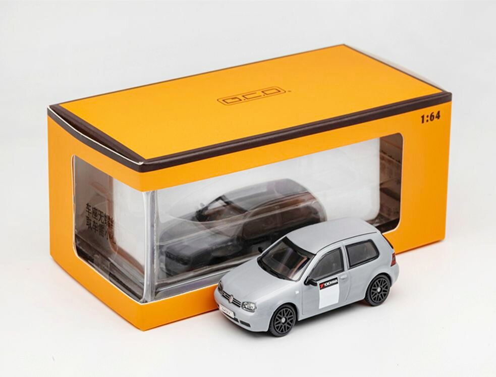 Коллекционная машинка GCD 1:64 Volkswagen Golf 2-door GTI grey