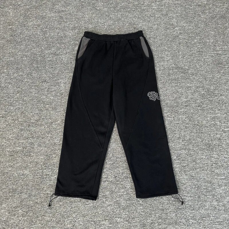 Брюки спортивные