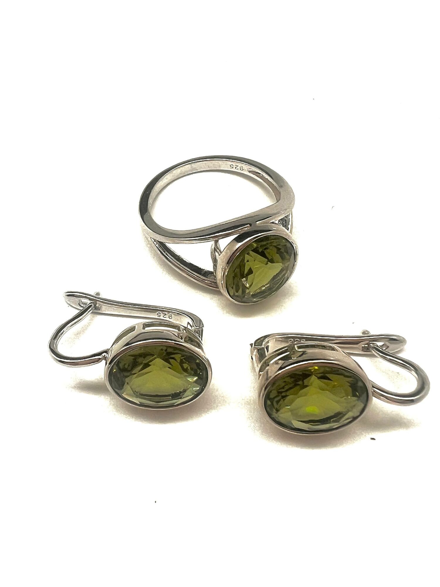 Комплект бижутерии