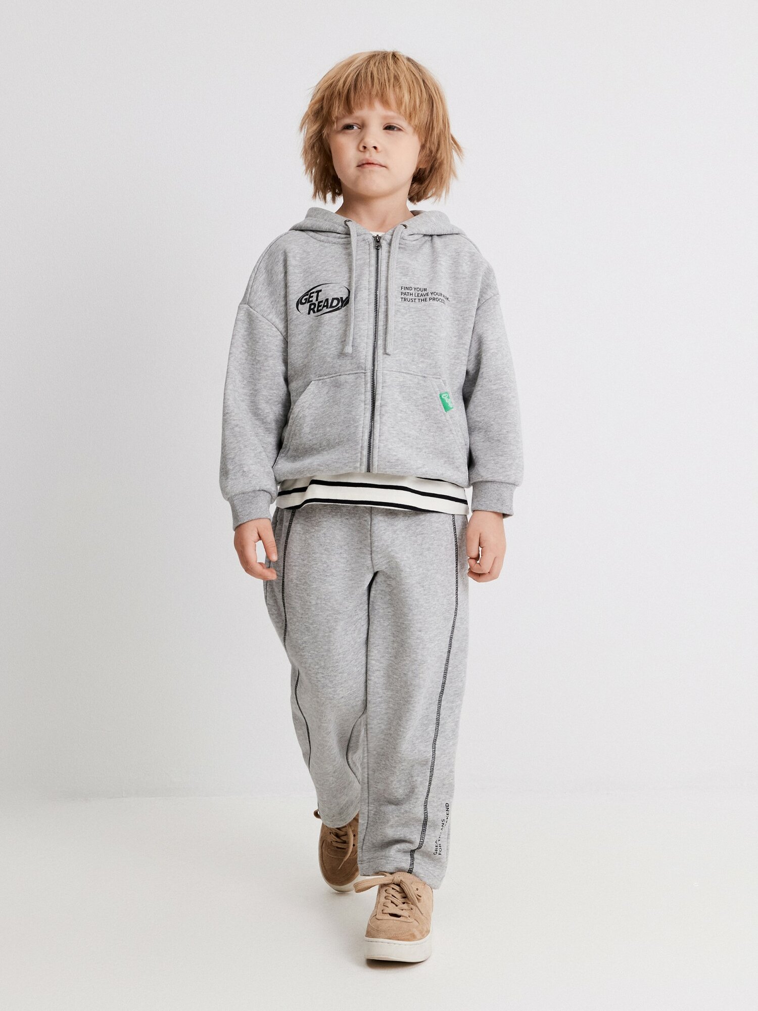 Брюки спортивные