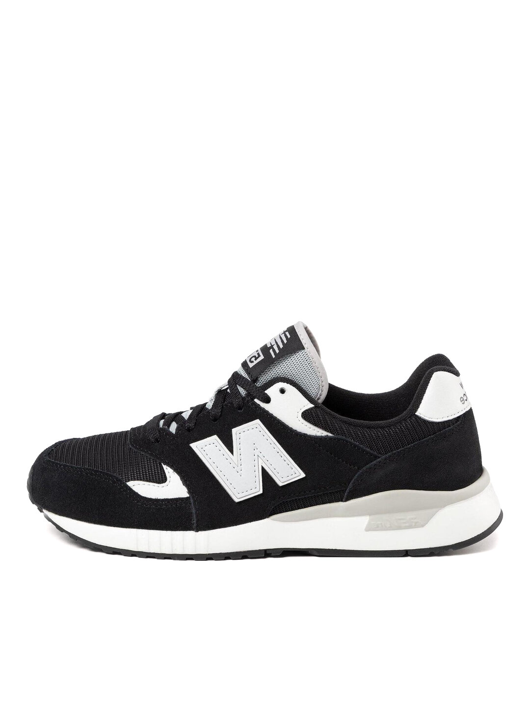 Кроссовки NB 570