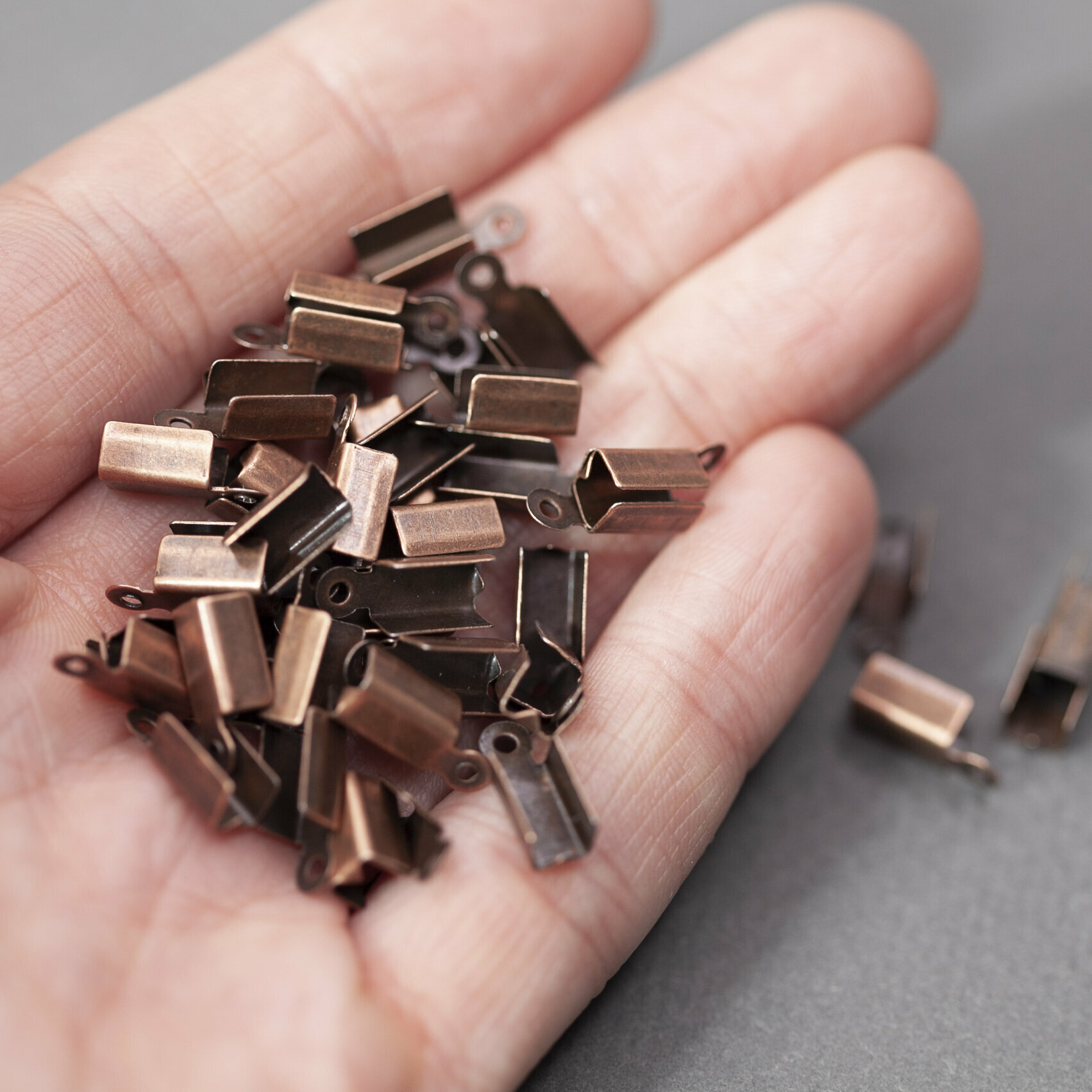 Концевик для шнура / Зажим для ленты 4 мм. медный, комплект из 50 шт.