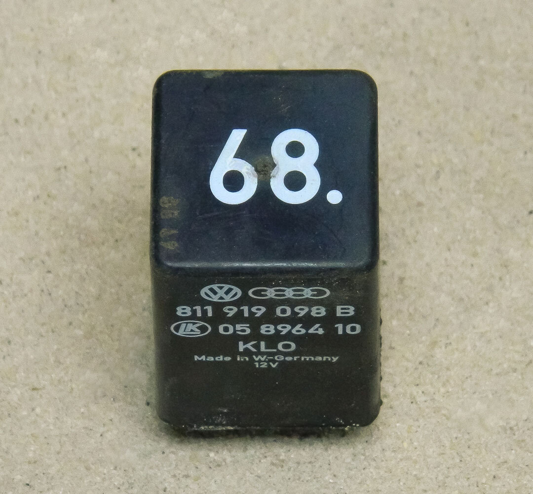 Реле 68 Audi 80 B3