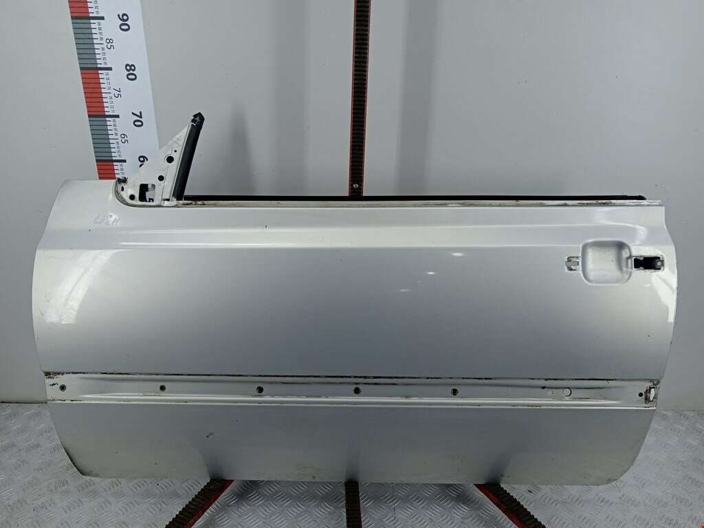 Дверь передняя левая Volkswagen Golf 3 1E0831055B арт. 2061210