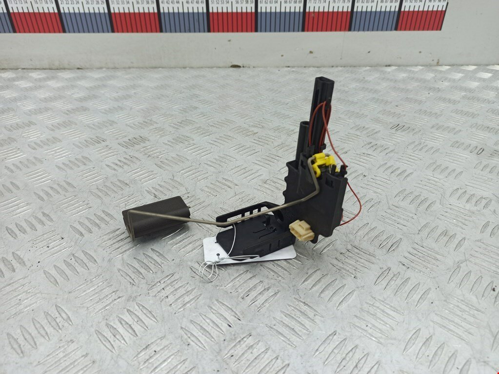 Датчик уровня топлива BMW 6-Series (E63/E64) 16146765825 арт. 1797559