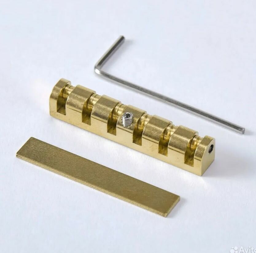 Роликовый порожек из латуни 43 мм Guyker