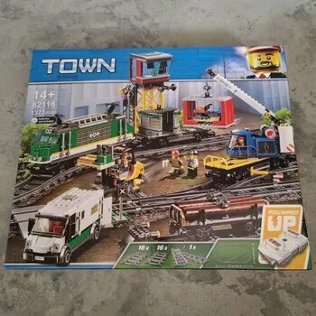 Конструктор Cities Town Сити City Товарный поезд 82118, 1373 дет.