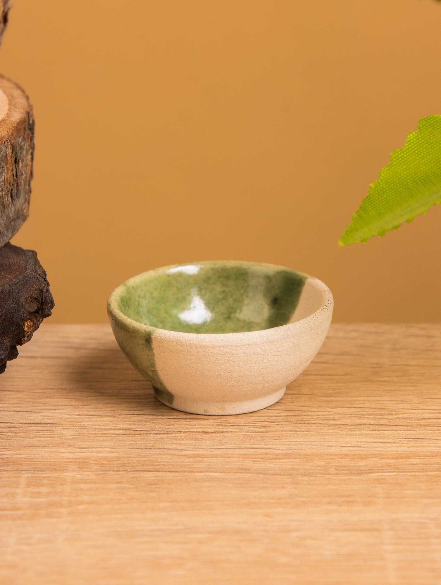 Соусник, 4x4x2 см, керамика, бежево-зелёный, цвет: бежевый, тематика: однотонная