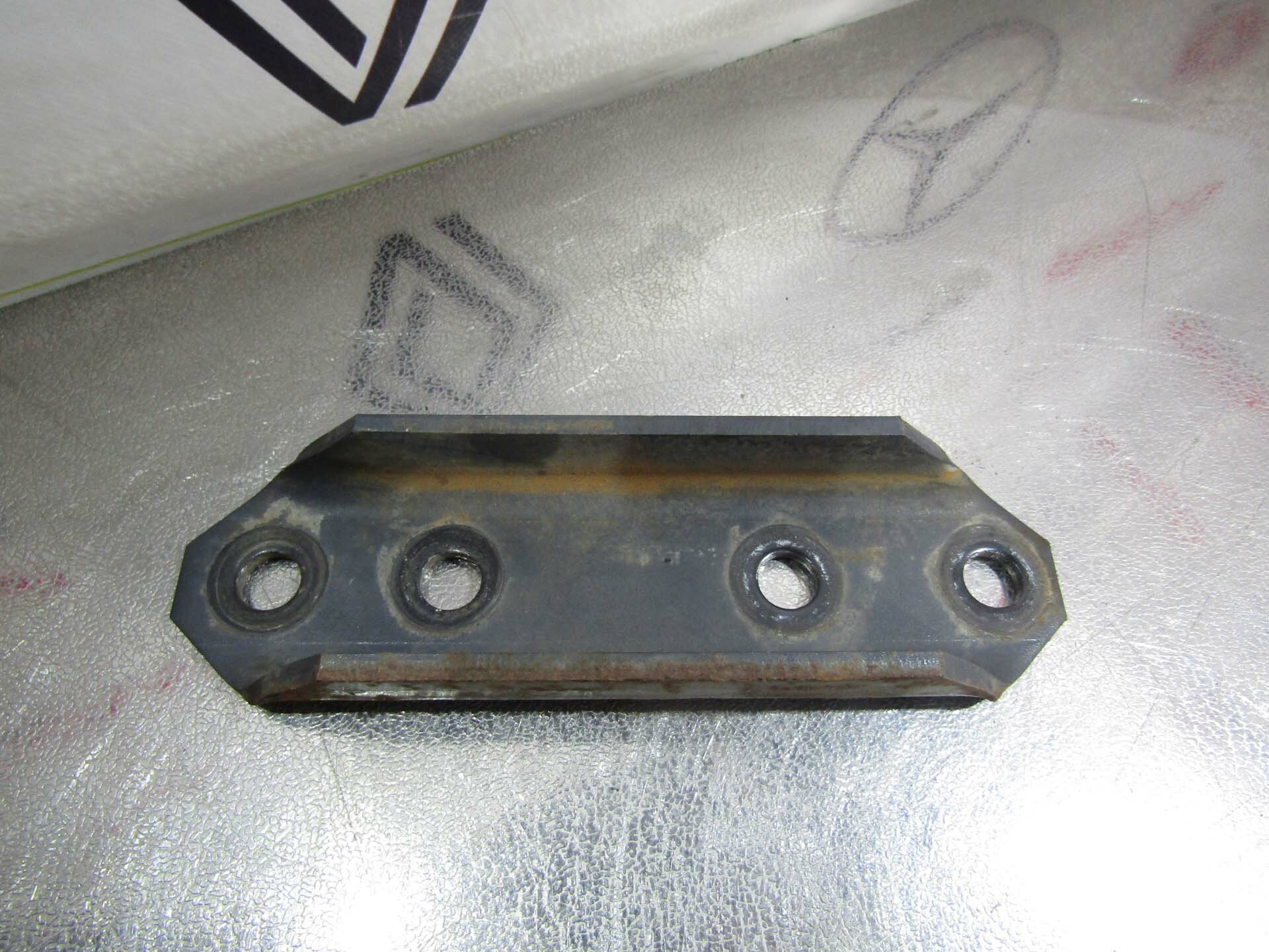 Кронштейн задней подвески кабины DAF XF105