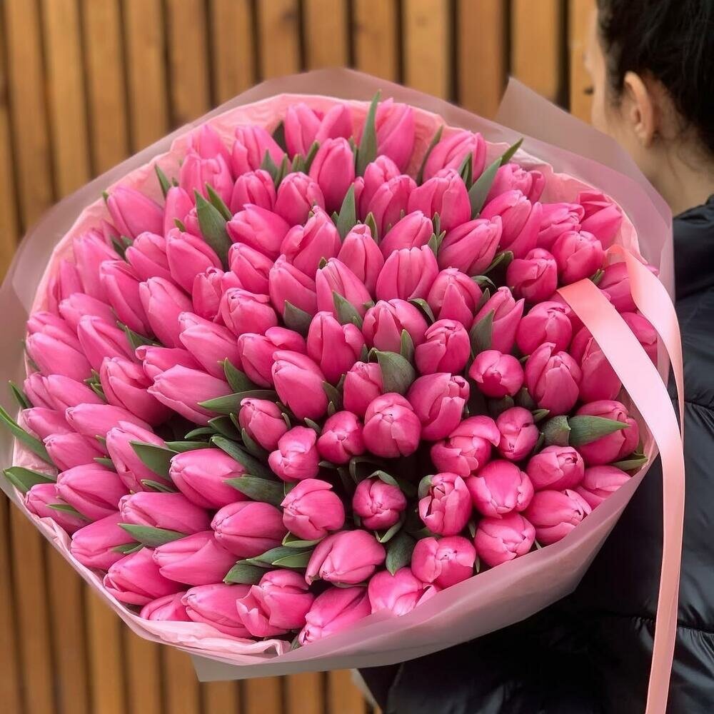 Букет из розовых тюльпанов 51 шт красивый букет премиум цветы премиум букет