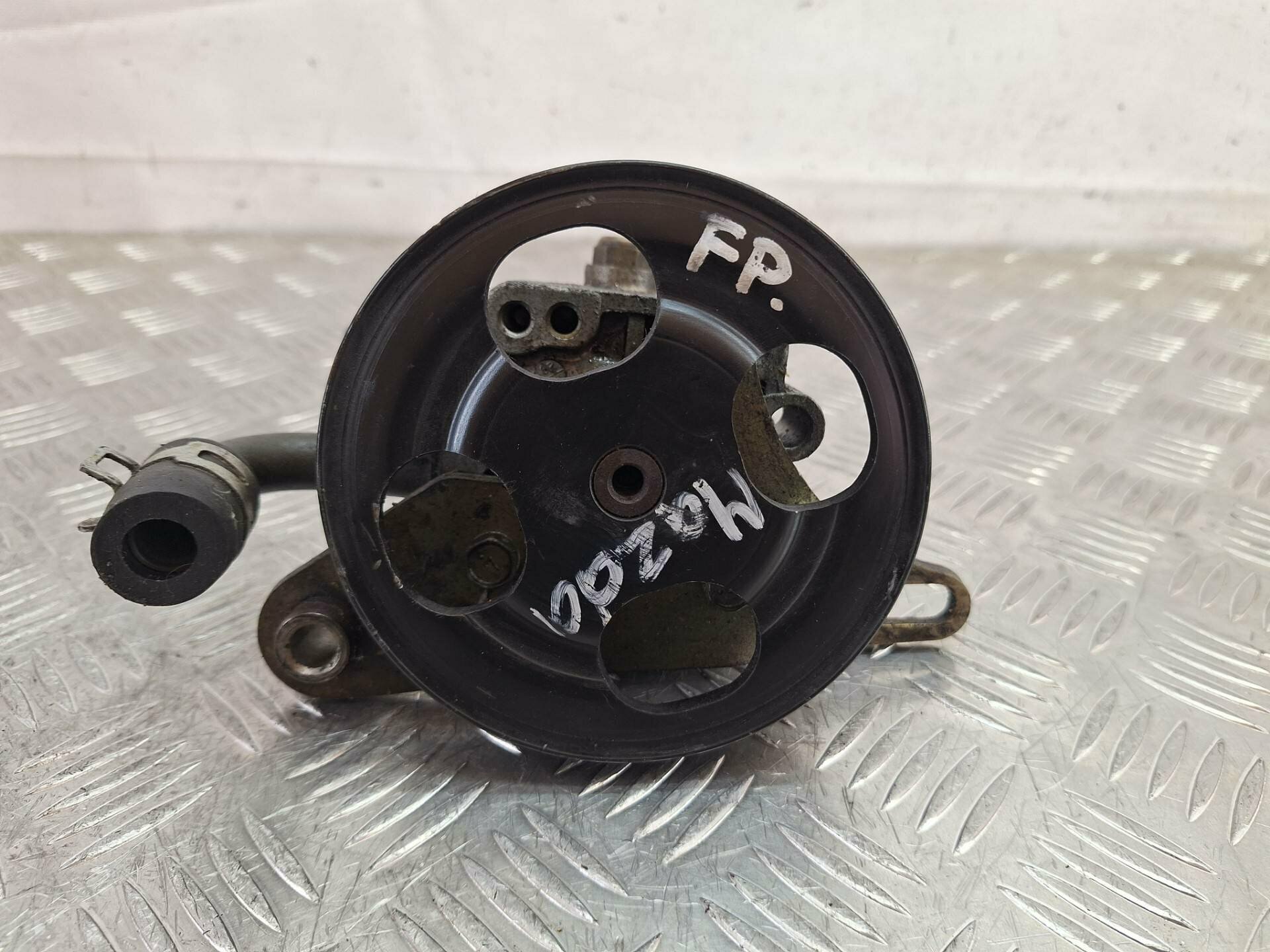 Насос гидроусилителя руля Mazda 626 4 (1991 - 1997)