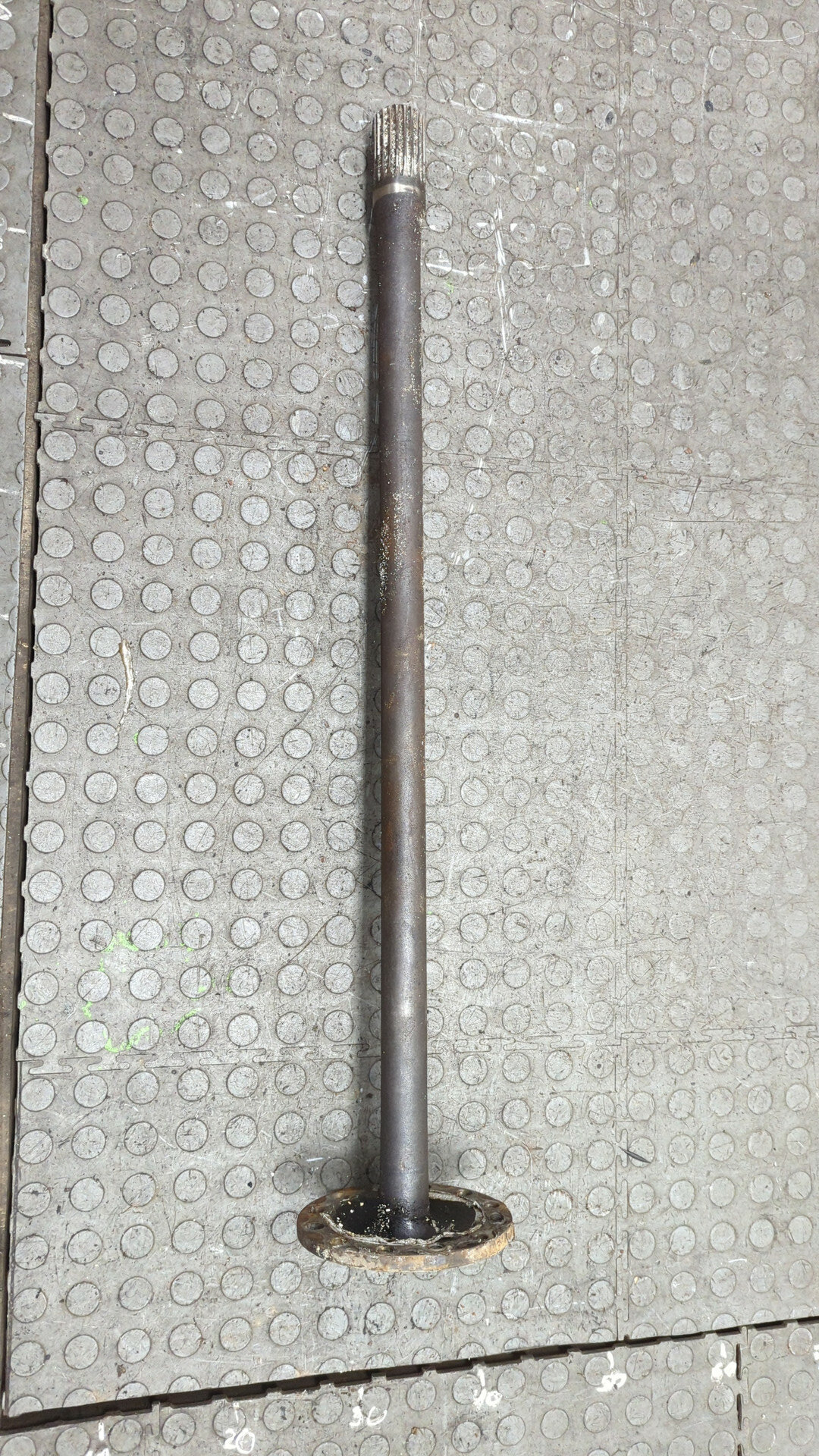 Полуось (вал, шрус) левая задняя Iveco EuroCargo 2 Б/У