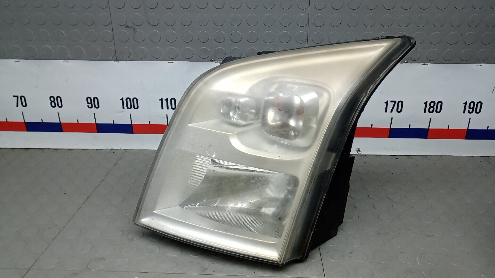 Фара левая FORD TRANSIT 7