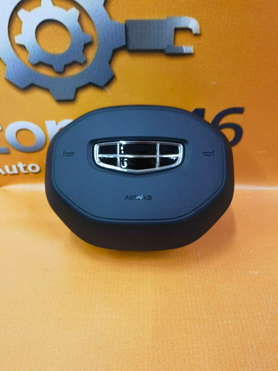 Подушка в руль Джили Монджаро Geely Monjaro Чёрная, накладка подушки безопасности в руль Джили Монджаро Geely Monjaro