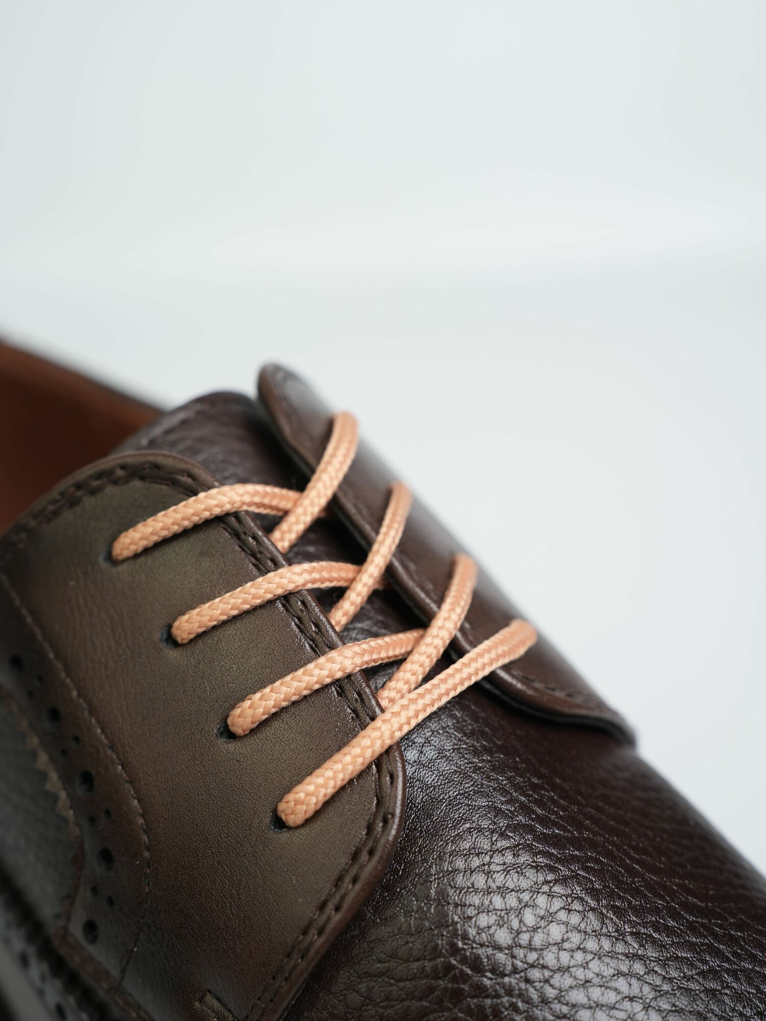 Шнурки для туфель 70 см бежевые круглые, короткие, тонкие