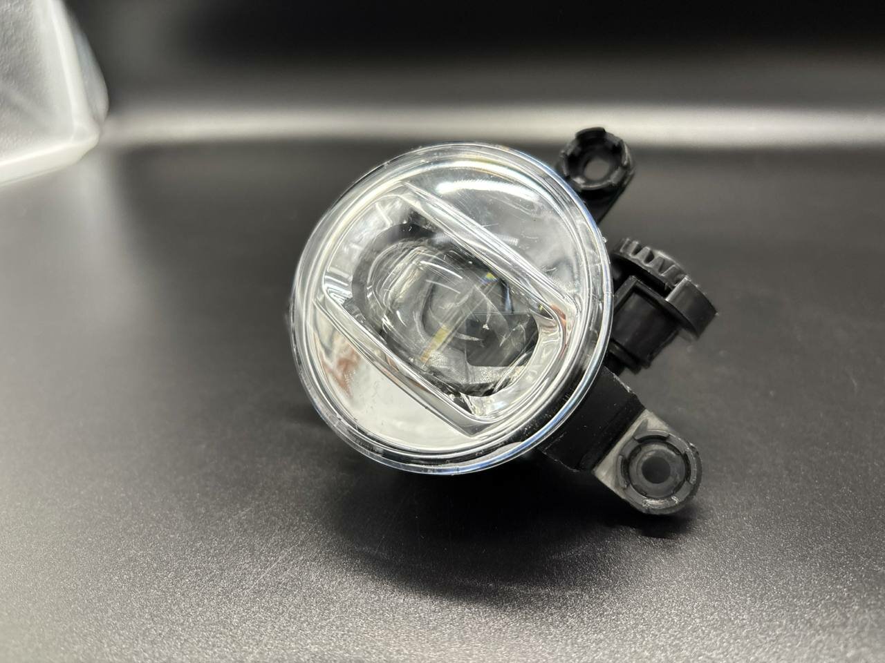 Противотуманная фара (ПТФ) левая передняя Chery Arrizo 8, 605000852AA, (Чери Арризо 8)