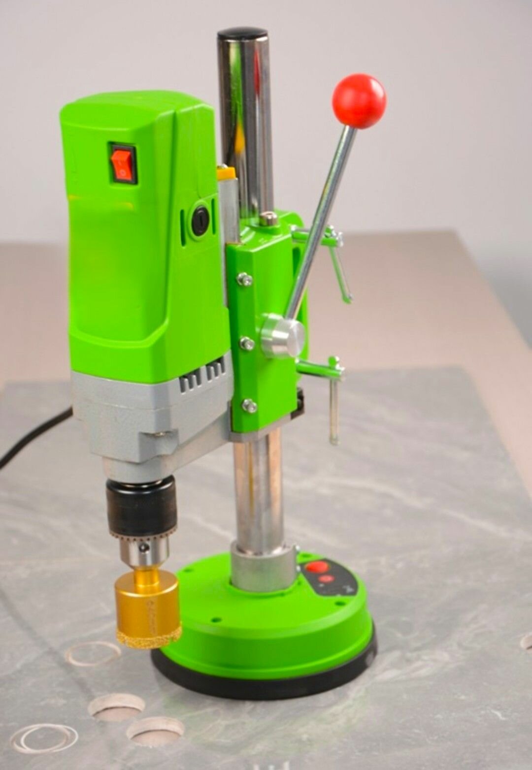 Станок сверлильный с присоской для плитки и камня 1800 Вт.