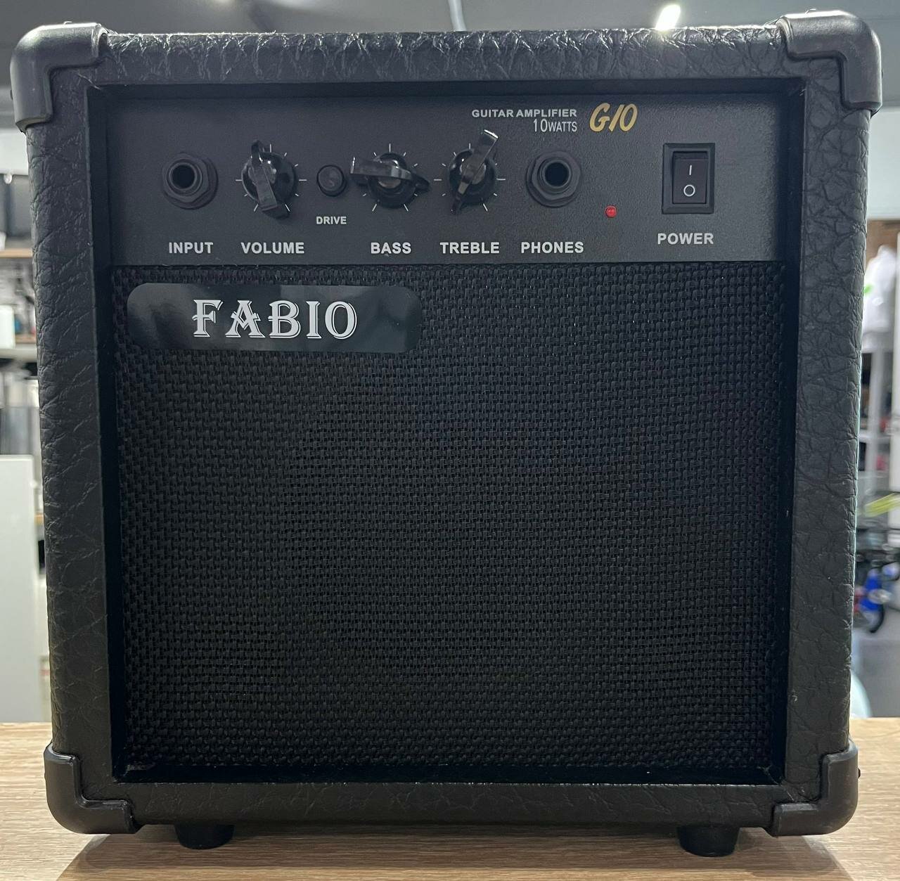 Комбоусилитель для электрогитары 10Вт Fabio G-10 (10W) чёрный