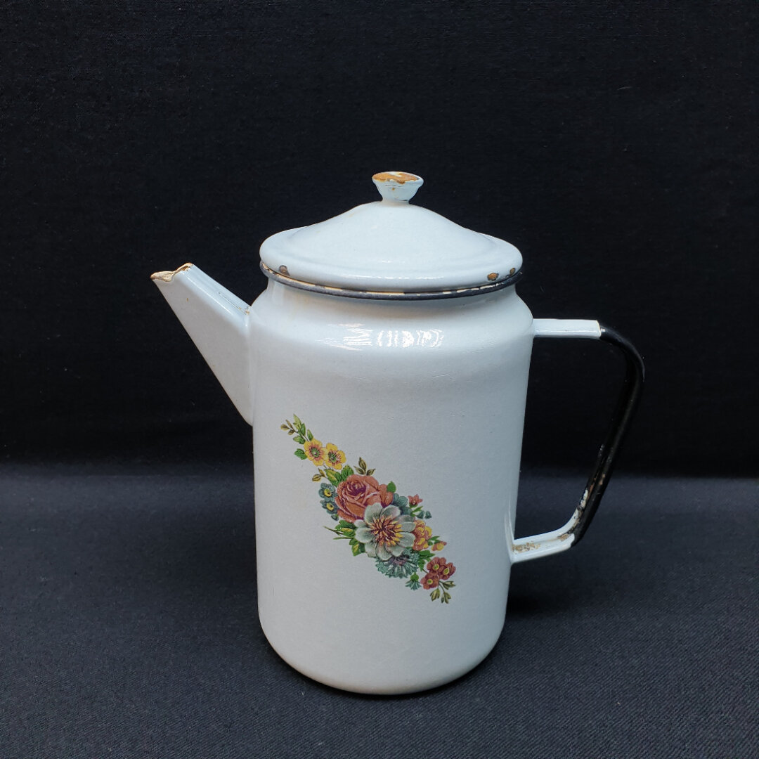 Чайник эмалированный 23 см, деколь, следы бытования, 2 л. Винтаж СССР.