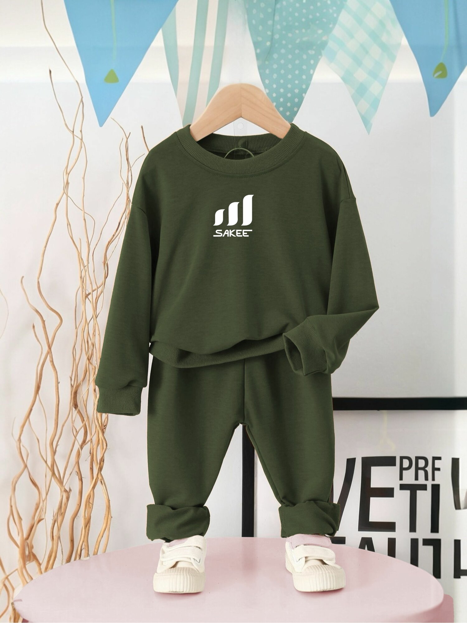 Костюм спортивный