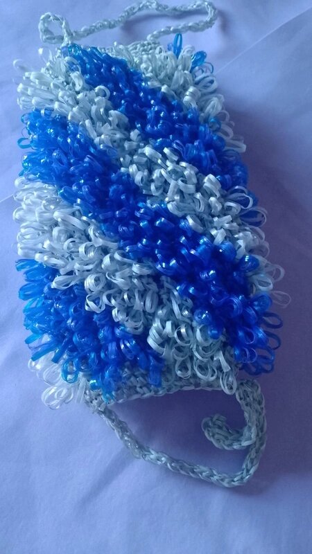 Мочалка для тела, вязаная, ручной работы / мочалка банная / мочалка для бани массажная