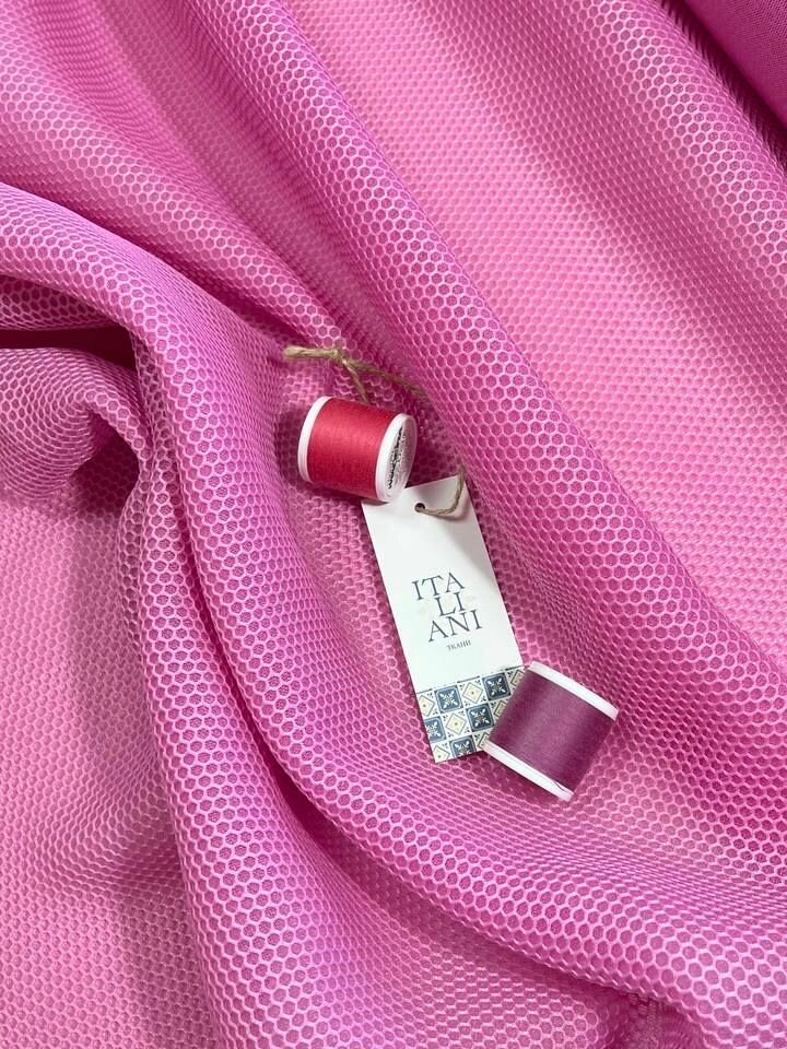 Плотная двойная сетка для формодержащих изделий/Состав - полиэстер 100%/150 см*160 см/Италия