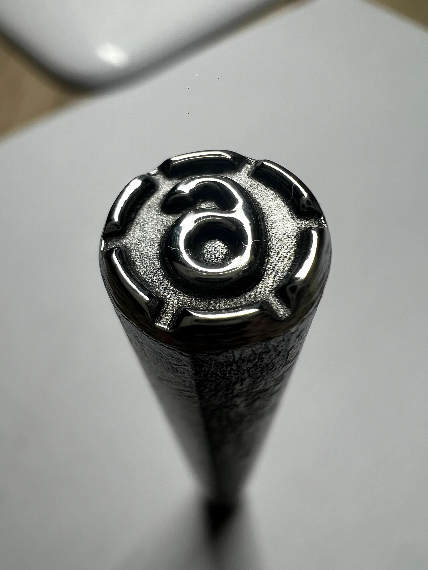 Ударное клеймо ОТК 6-9 в штрихпунктирном круге 10мм сталь У8А твердость 50-55 HRC