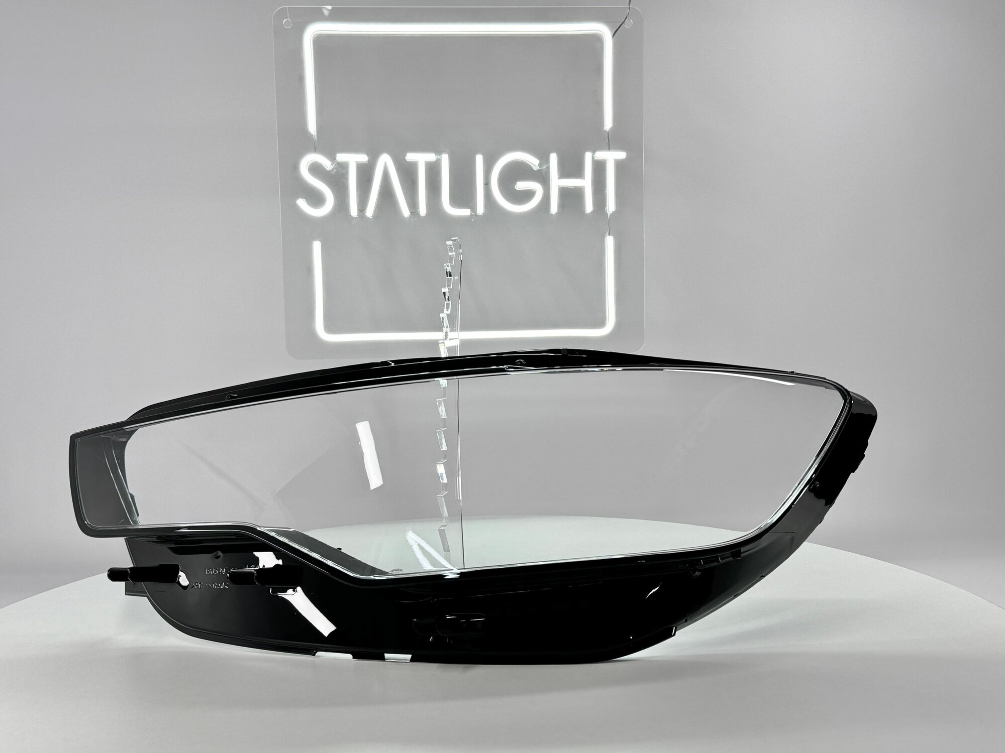 Левое стекло фары для Audi A6 IV (C7) 2011-2014