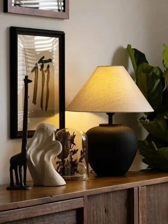 Настольная лампа в стиле ваби-саби – керамика ручной работы (для гостиной, спальни, минималистичного интерьера)