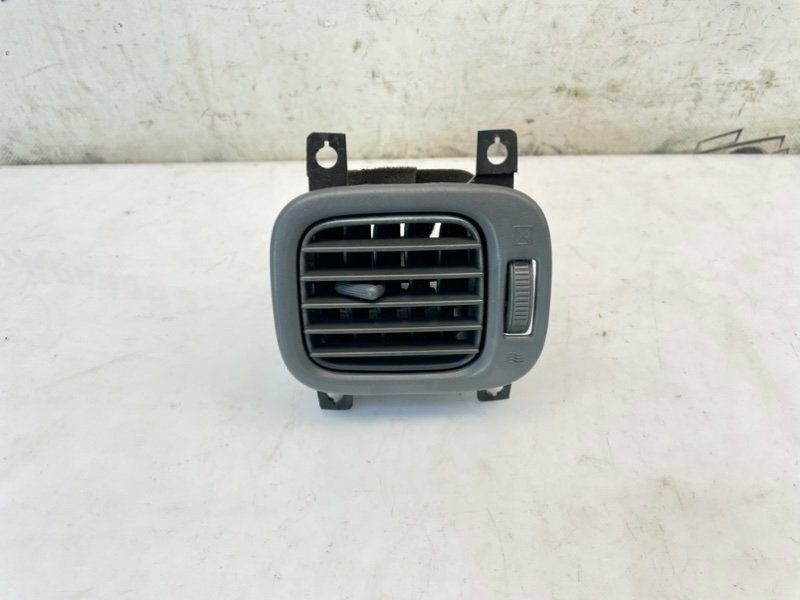 Б/У дефлектор отопителя Nissan Almera Classic 2006 B10 QG16 Прав. 58555 NISSAN арт. 6875095F0B