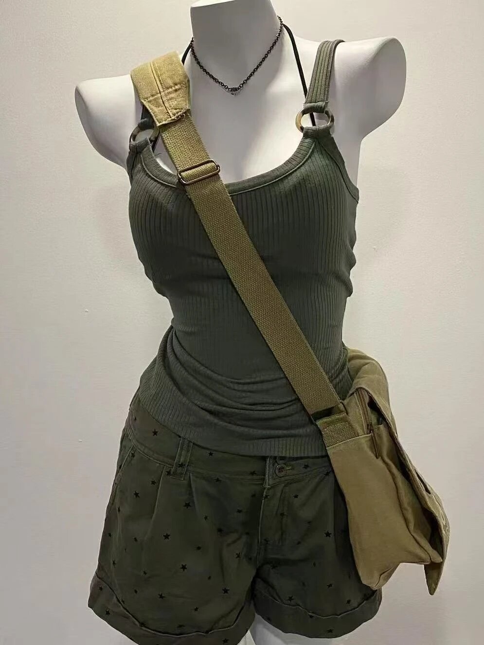 Футболка Miss Tough