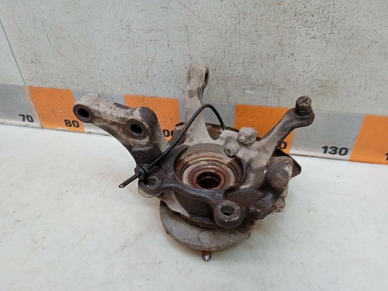 Б/У в сборе со ступицей, ступица Кулак поворотный Nissan X-Trail 2002 T30 Перед. Прав. 405089 NISSAN арт. 400148H300