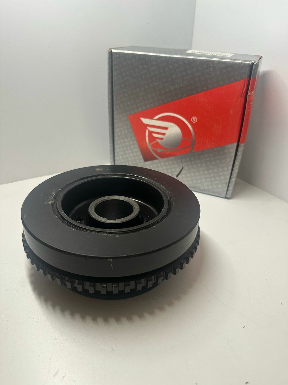 Шкиф коленчатого вала с демпфером для дв. ЗМЗ 405, 406