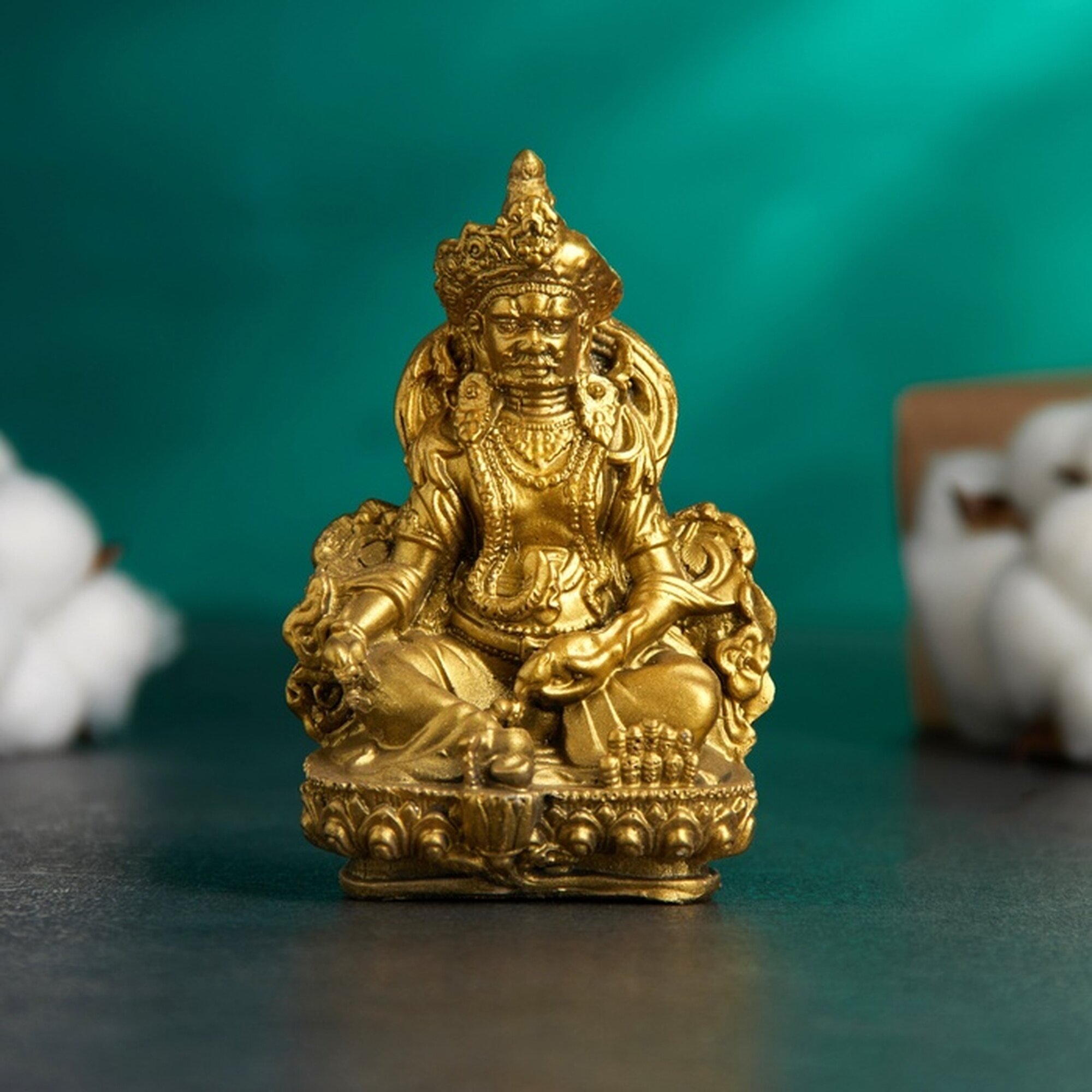 Статуэтка Сима-ленд "Кубера-бог богатства", гипс, состаренное золото