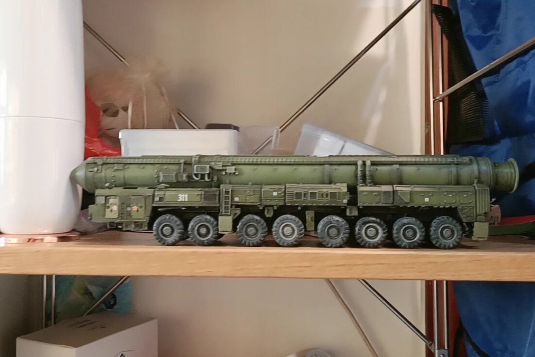 «Тополь-М (РС-12М)» - Модель МБР 1:72 с металлическими опорами, подвижными колесами и внутренней детализацией (коллекционная, Россия)