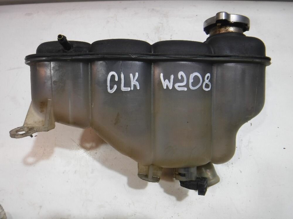 Расширительный бачок Mercedes W208