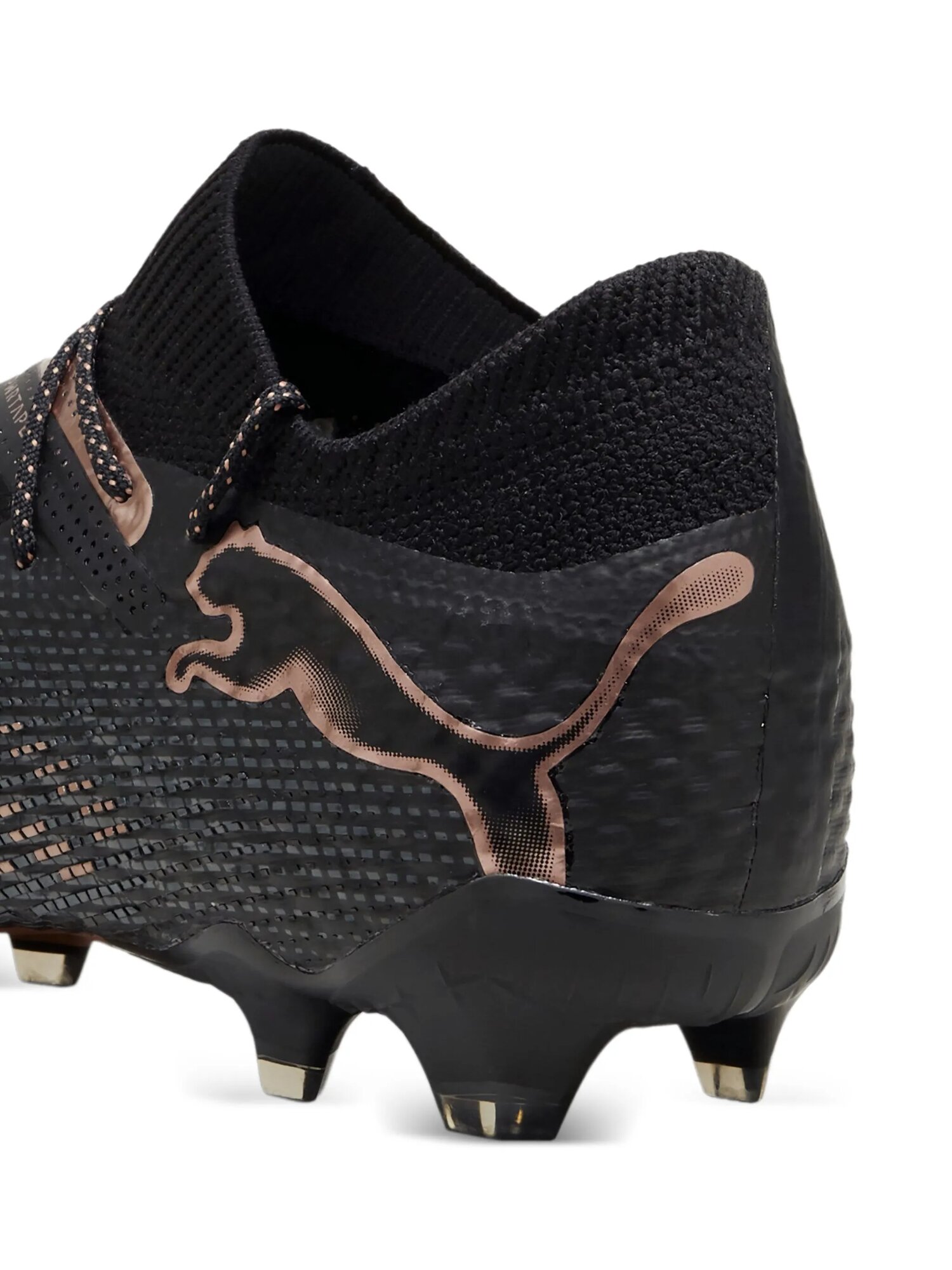 Кроссовки PUMA Future 7 Ultimate FG/AG, размер 11 UK, black/black — фото 1