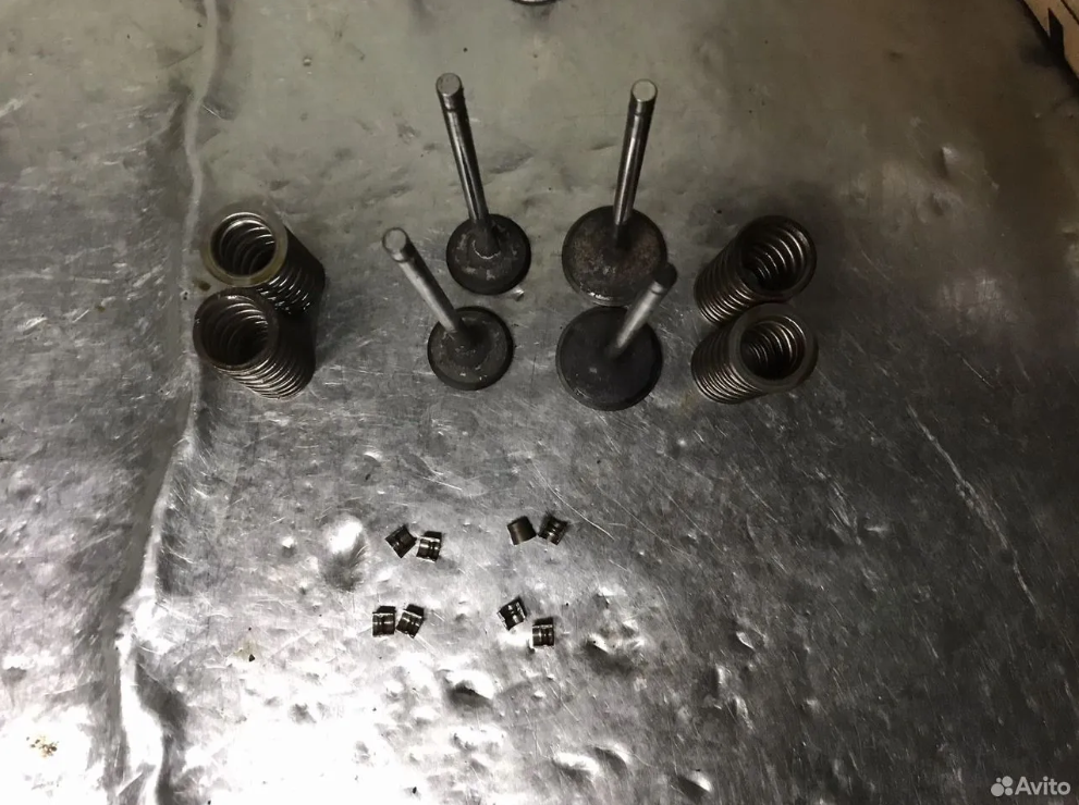 Клапаны на цилиндр 2+2 M4R MR20DE 2.0 16V Dohc Nissan Renault