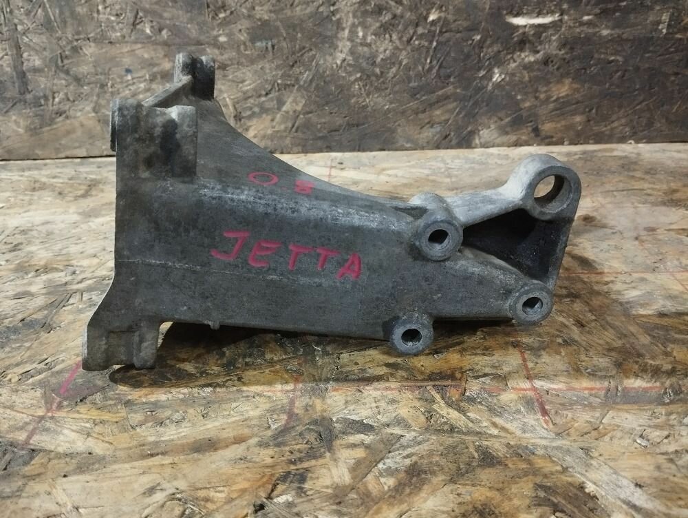 Опора двигателя VW Jetta GU Б/У с пробегом