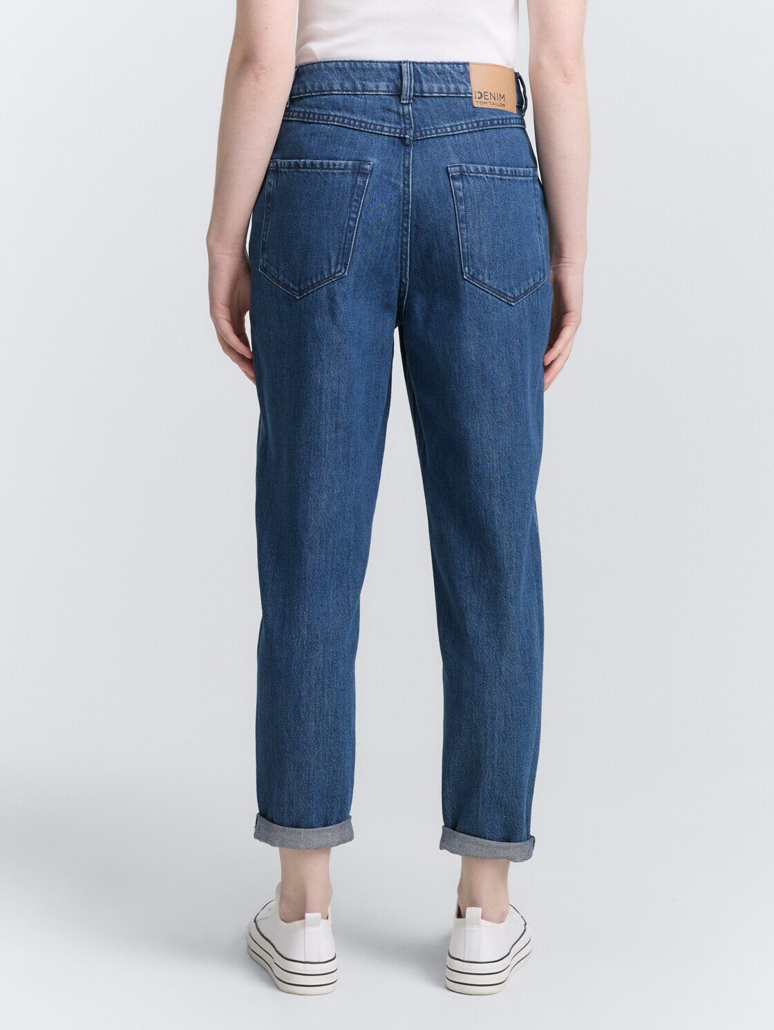 Джинсы зауженные Tom Tailor Mom Fit, размер 27, синий — фото 1
